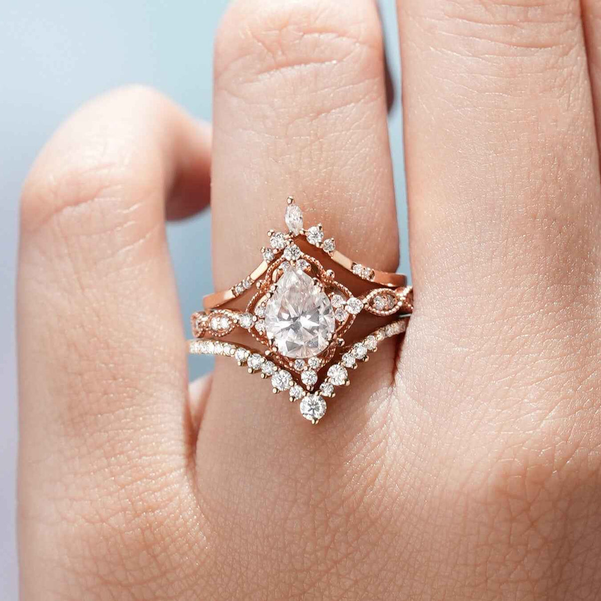 Ring Stacking Rules: Do's and Don'ts for Your Engagement Ring – Lahela ...