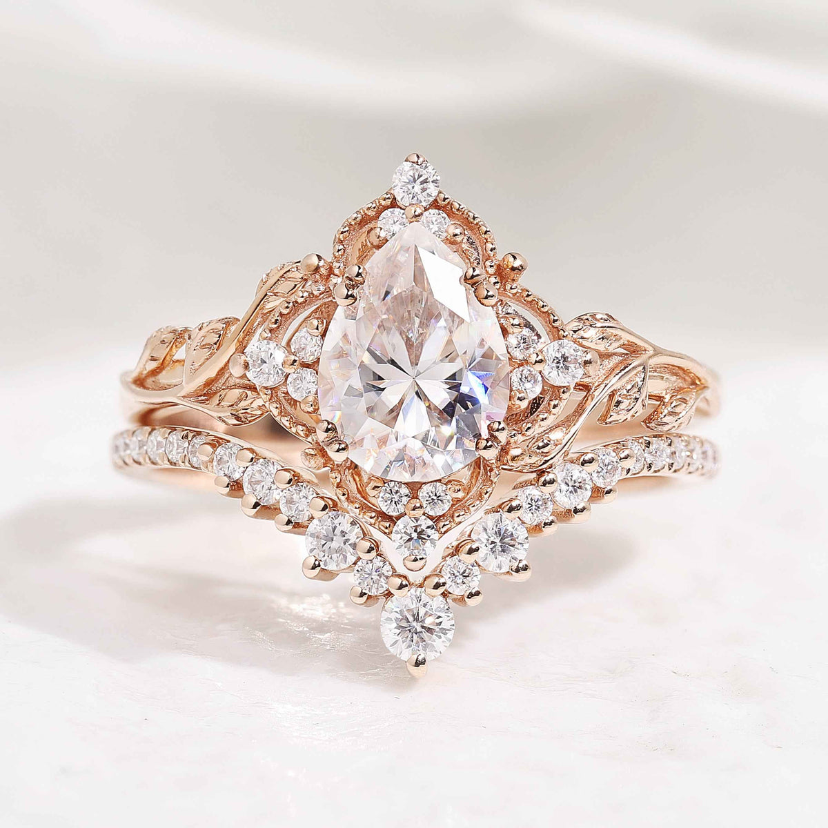 Moissanite Leafy Ring Set | V-Shaped Wedding Band | Lahela Jewelry